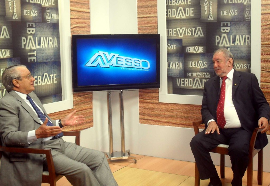 José Reinaldo é o entrevistado do programa Avesso da TV Guará - John Cutrim