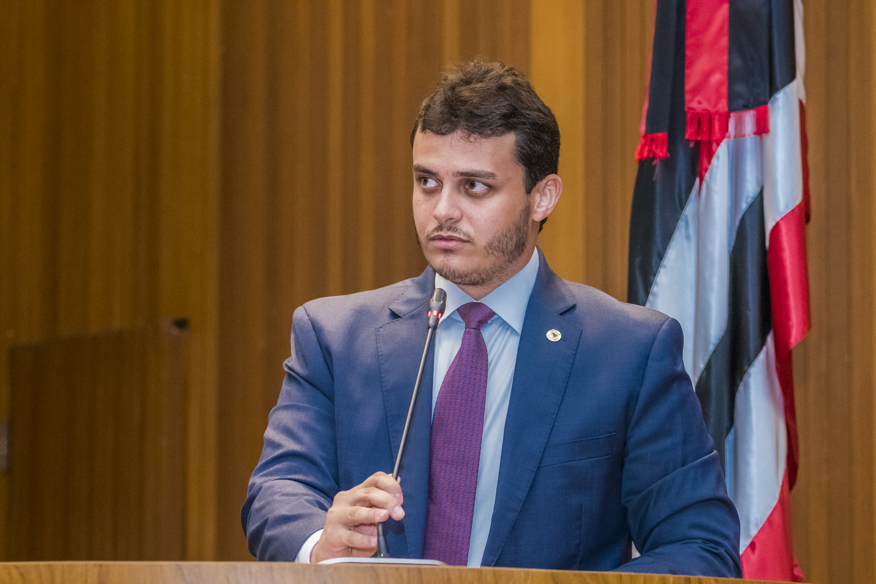 Deputado Glaubert Cutrim diz que curso de economia de Adriano Sarney em ...